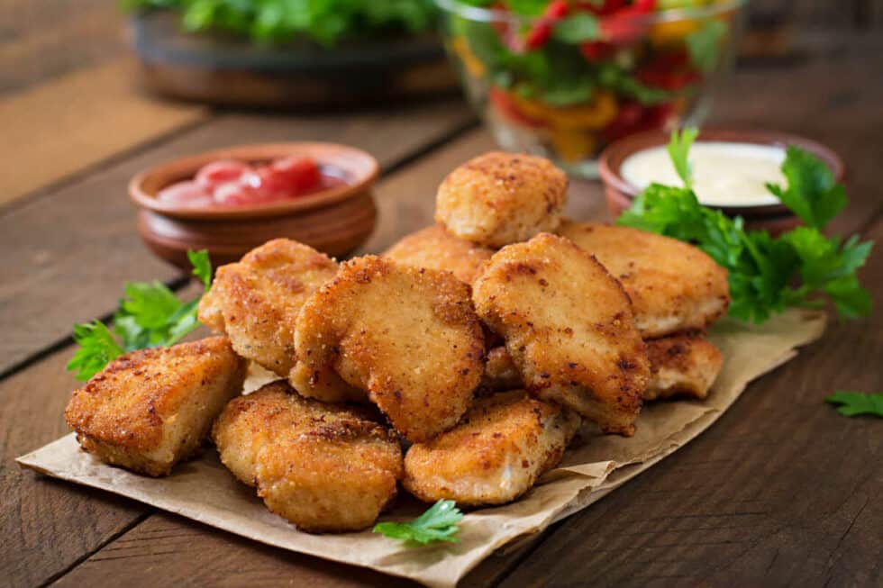 Are Boneless Wings Chicken Nuggets: What’s the Difference ...